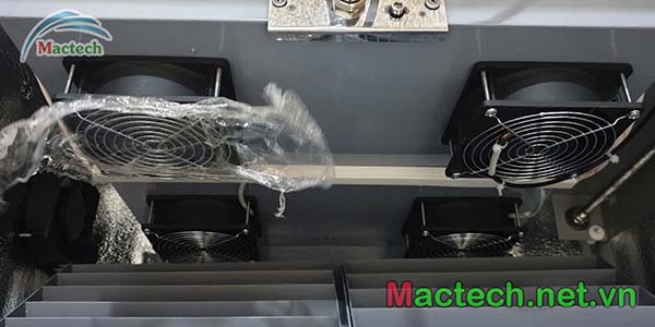 Kiểm tra quạt điều nhiệt trên máy ấp trứng Mactech - Máy ấp trứng mactech